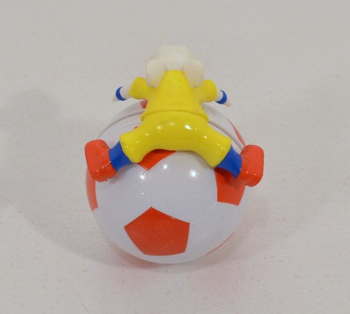 RARE 2002 Stuart Little 2 Soccer Ball 3.25" Wendy's Movie Action Figure ...