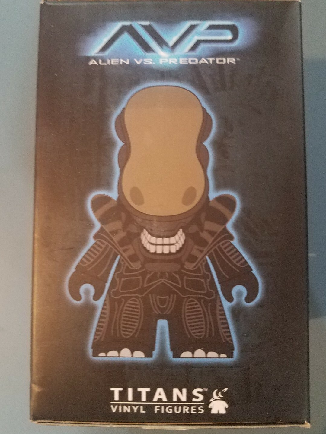 **Brand New** AVP Aliens versus Predator Loot Crate Titans action ...