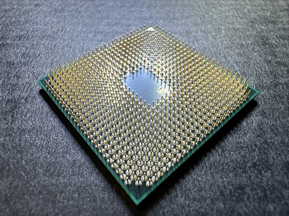 AMD A4-3300M 1.9GHz Dual-Core (AM3300DDX23GX) Processor 3067980100554 ...