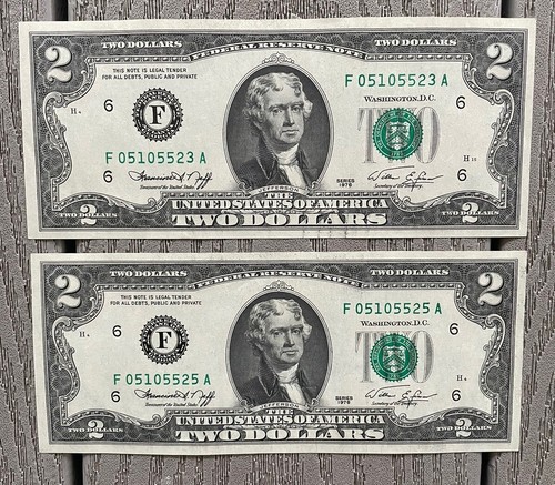 2 U.S. 2 dollar bill 1976 Series F 05105525 A. & F05105523 A Excellent ...