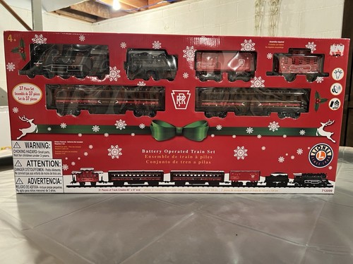 Lionel 37-Piece Battery Operated Christmas Railroad Set Holiday Train ...