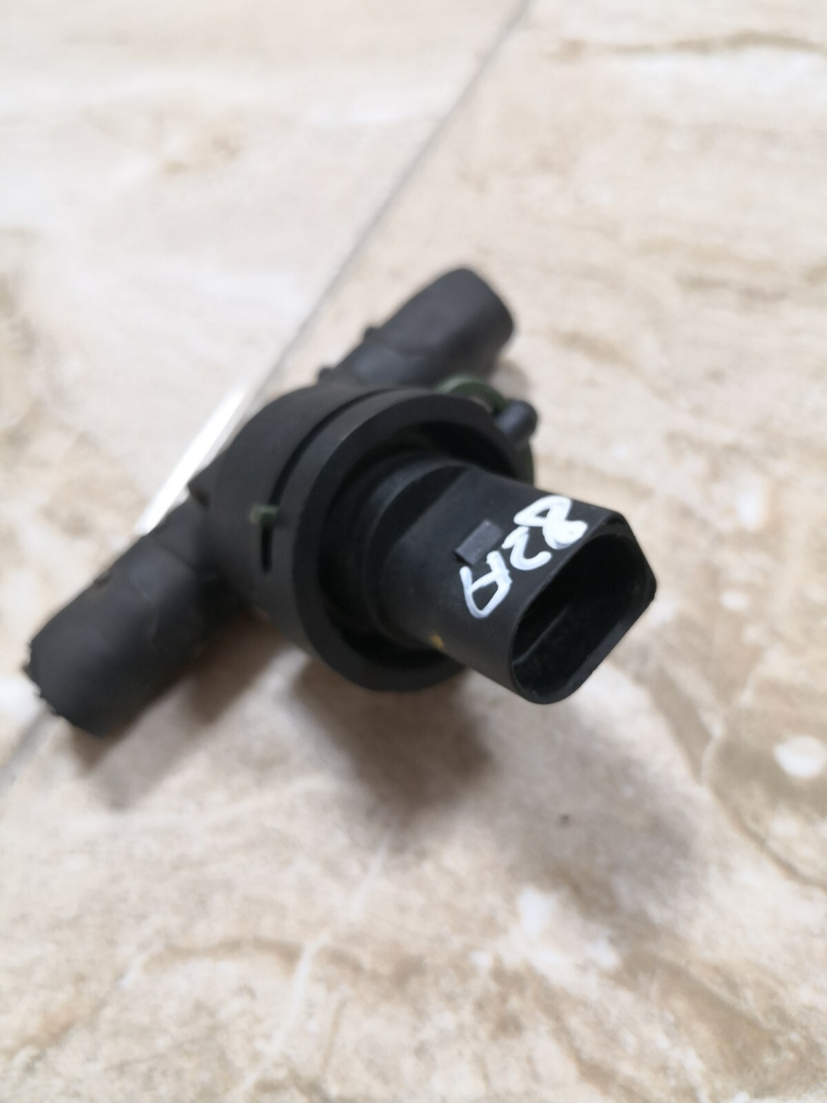 Audi A6 2007/Fuel temperature sensor/038906081B | eBay