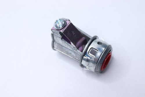 Cat Conduit Cable Connector Insulated Throat 3/8" x 1/2" 4010AST | eBay