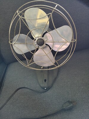 Eskimo 11" Tabletop and Mountable Fan vintage 4 blade cast iron base ...