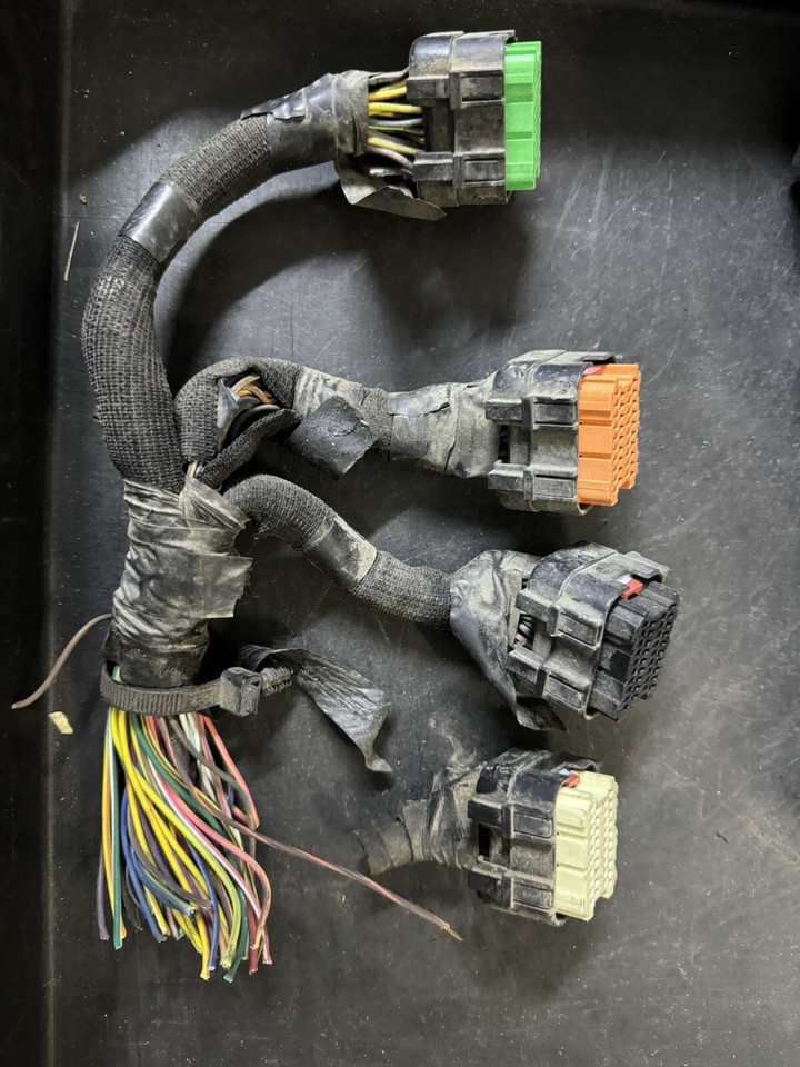 Jeep Chrysler Dodge ECU ECM PCM WIRING CONNECTORS NGC | eBay