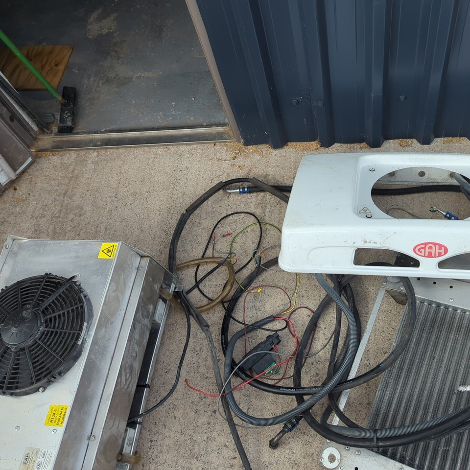 GAH VAN REFRIGERATION UNIT FRIDGE FREEZER Sprinter (may also fit other ...