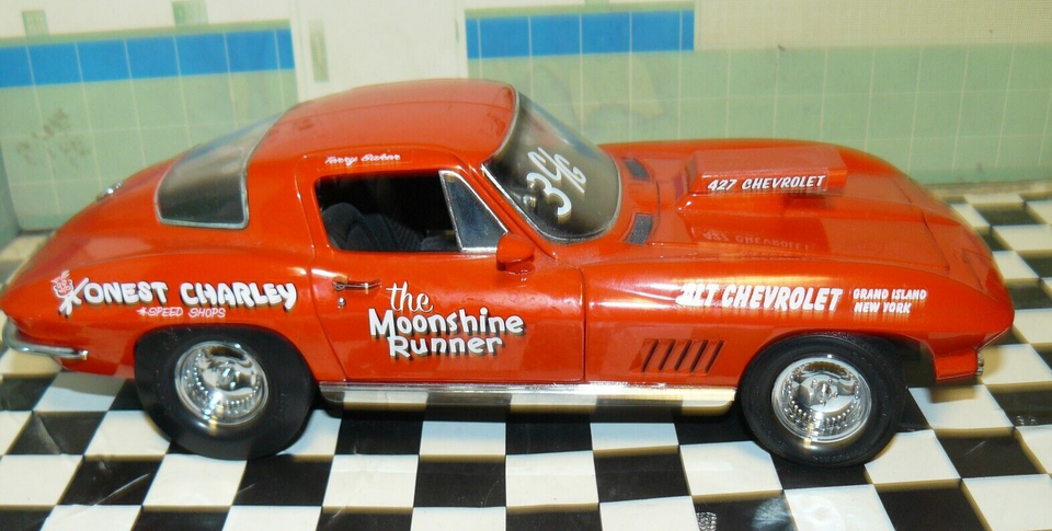 1/18 ( IBWB ) " CUSTOM " 1967 Corvette "the Moonshine Runner" gasser ...