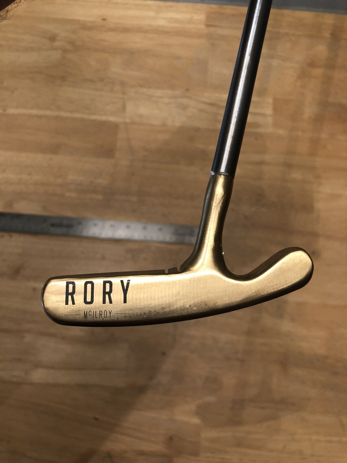 RORY MCILROY PUTTER - PRE SCOTTY CAMERON (Acushnet) 34.5” - LASER ...