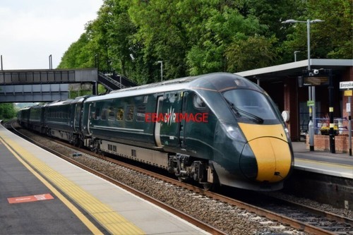 PHOTO CLASS 802 NO 802 006 OF GWR IN BRUNSWICK GREEN LIVERY ON THE 1700 ...
