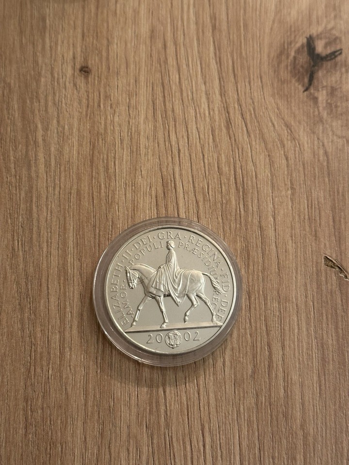 2002 Elizabeth II - £5 Five Pound Golden Jubilee Coin Brilliant ...