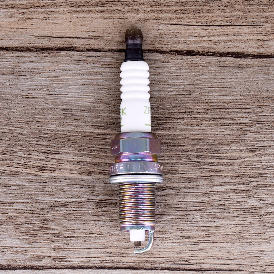 4Pcs NGK 2262 Spark Plugs V-power ZFR5F11 For Acura Chrysler Dodge ...