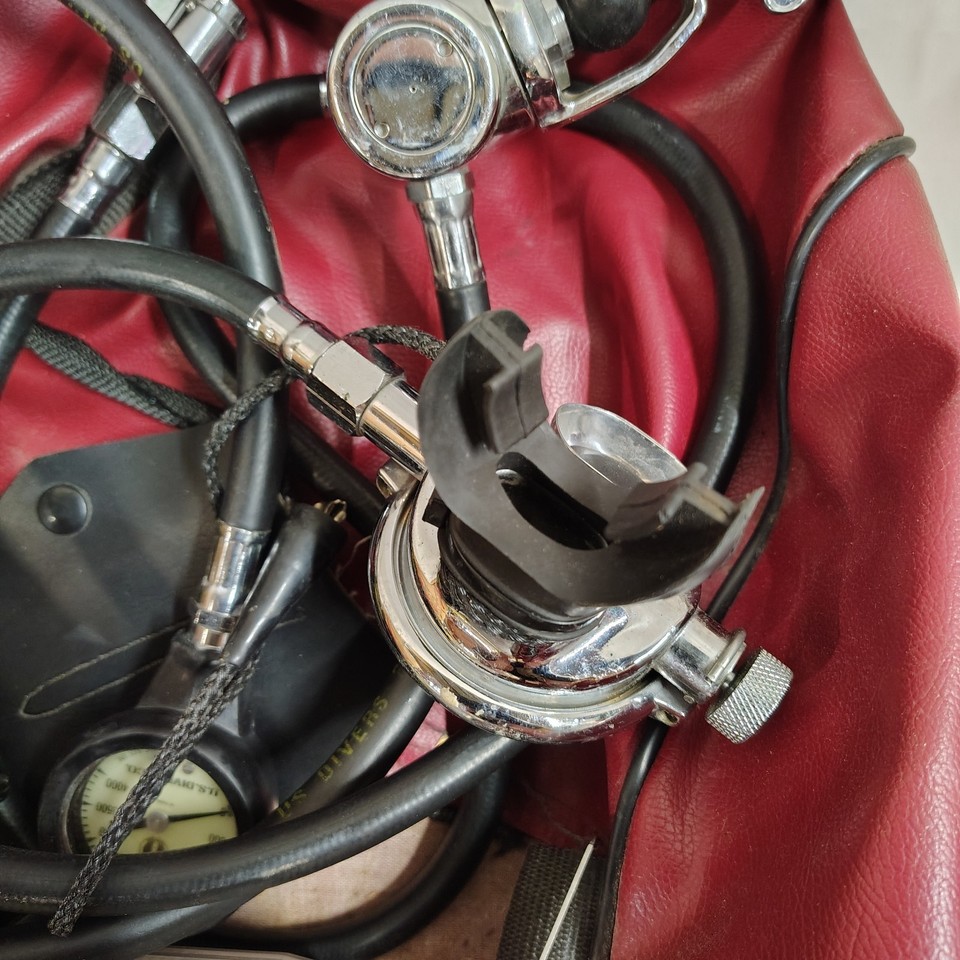Vintage Scuba Gear Lot (Scuba Pro, US Divers Co., Underwater Kinetics ...