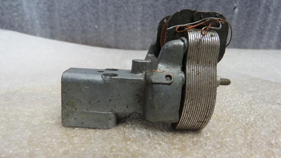 LIONEL POSTWAR O DIESEL MOTOR BLOCK WITH COIL 634006 | eBay