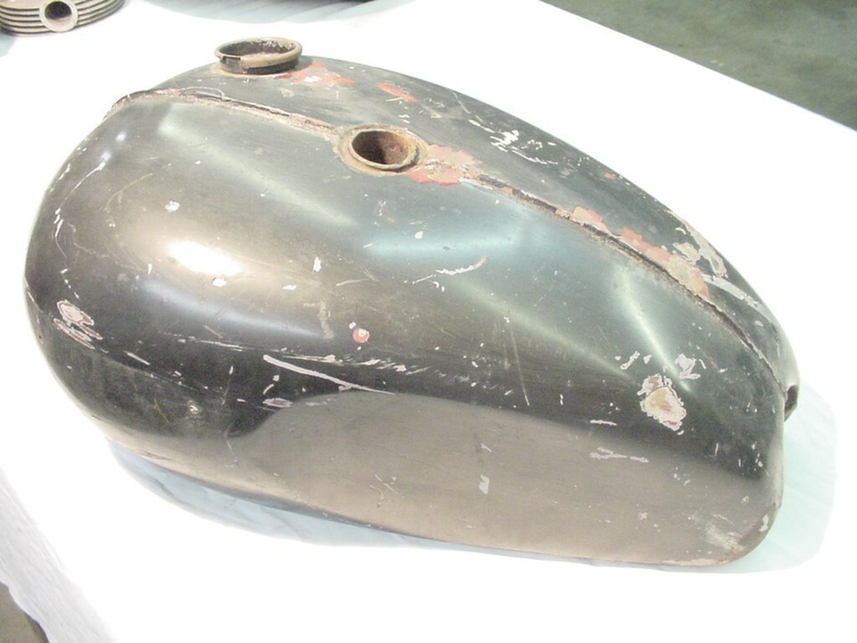 TRIUMPH 650 750 OIL IN FRAME GAS TANK 4 3/4 GALLON TR6R PART # 83-2881 ...