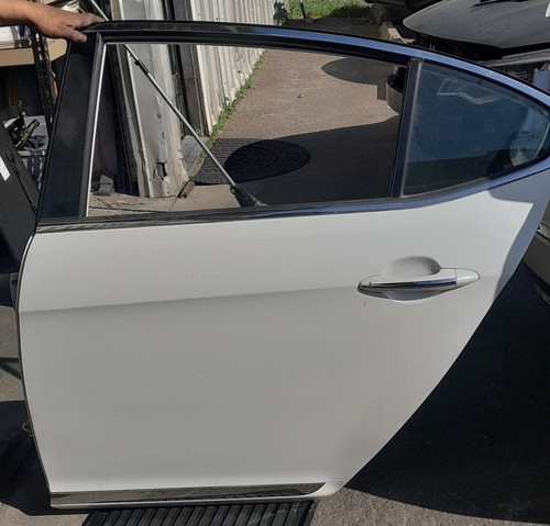 2014 Kia Cadenza rear left driver side door assembly OEM | eBay