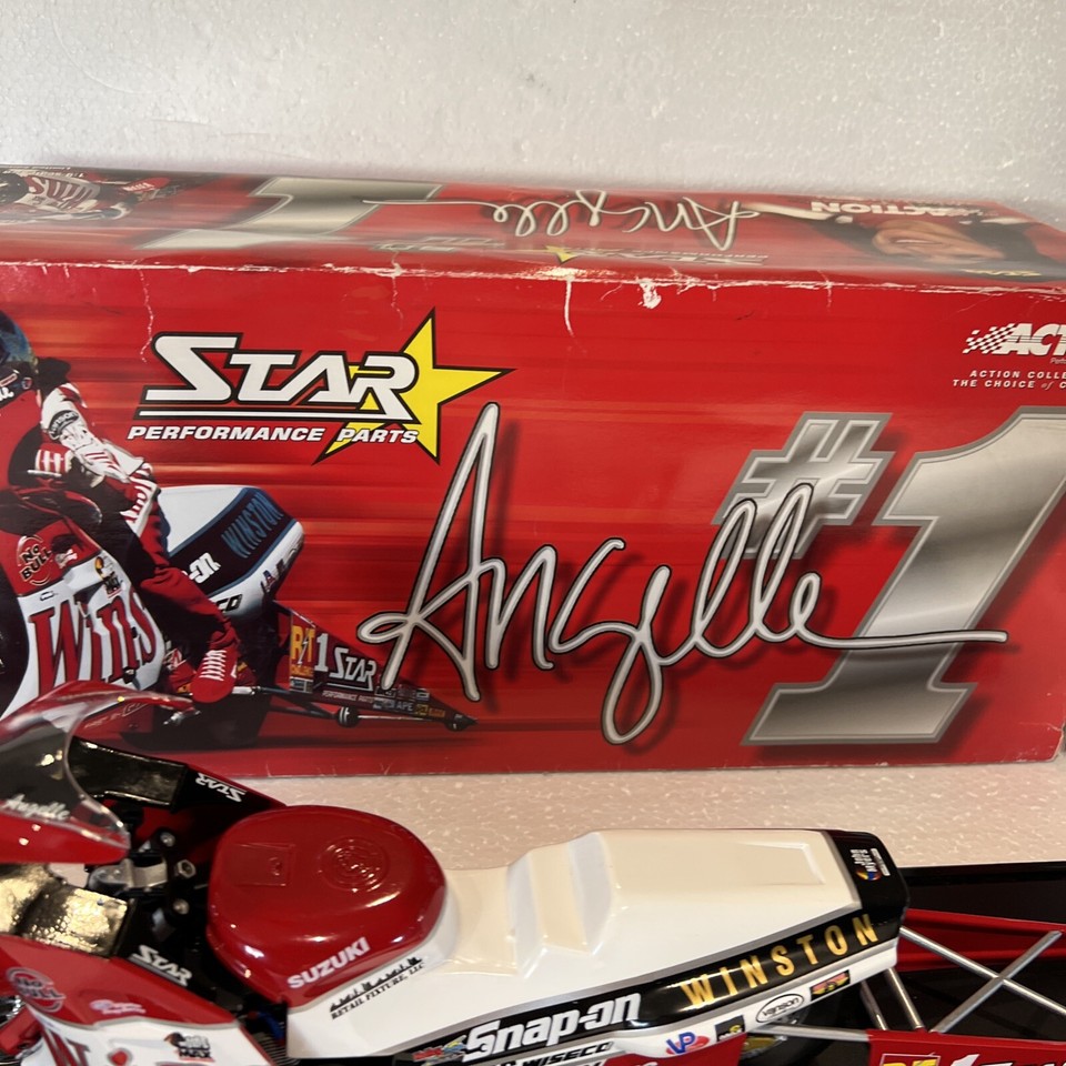 NHRA 1/9 ANGELLE SEELING 2001 WINSTON PRO STOCK BIKE WITH CASE 1/6,196 ...