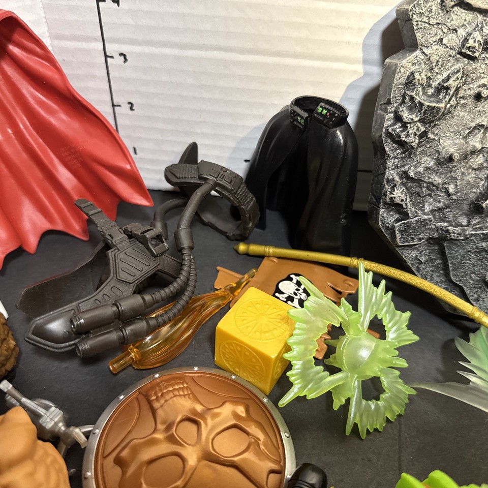 Lot of Mixed Weapons and Accessories for Action Figures | eBay