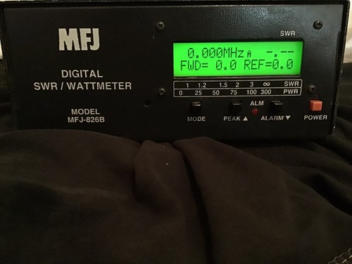 MFJ-826B Digital HF/6M SWR/Wattmeter with Frequency Counter (1.8 54MHz ...