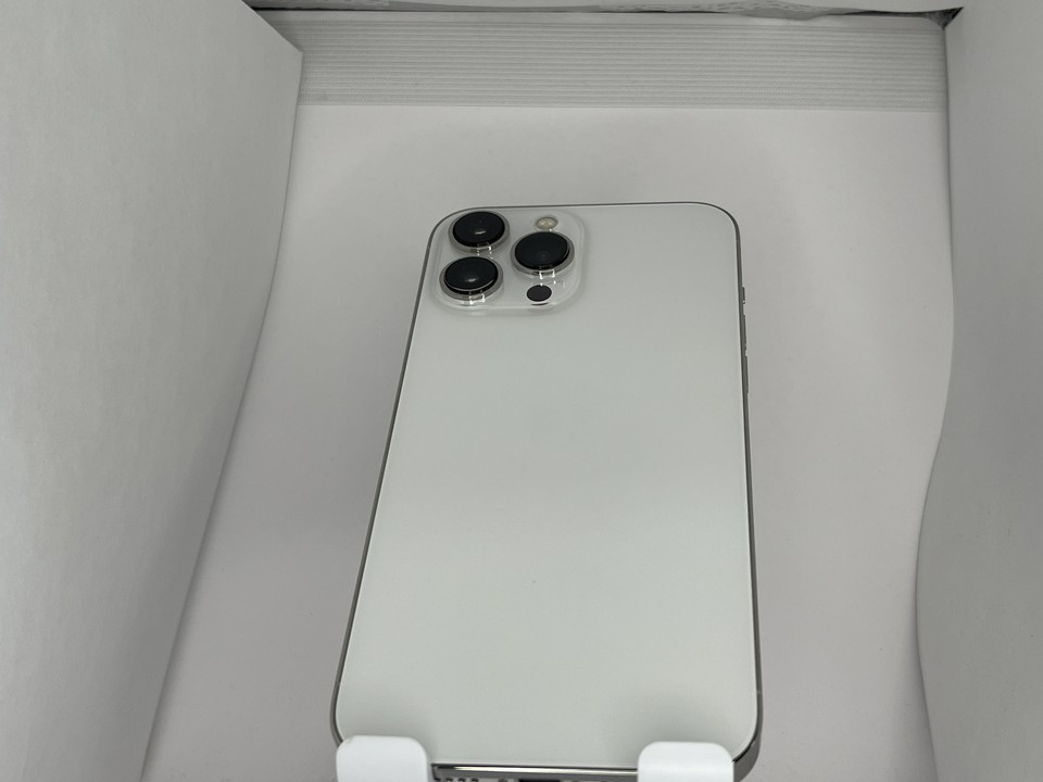 Apple iPhone 13 Pro Max A2484 128GB Silver Unlocked W005241 | eBay