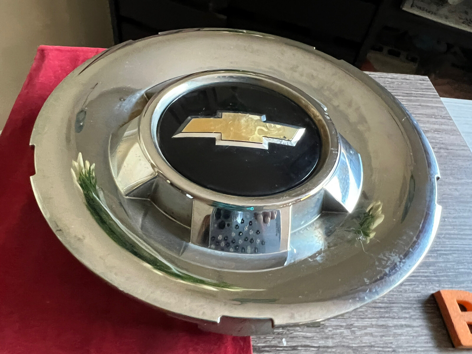 #B (1) 09 - 14 Chevrolet Tahoe Silverado Suburban Chrome OEM Center Cap ...