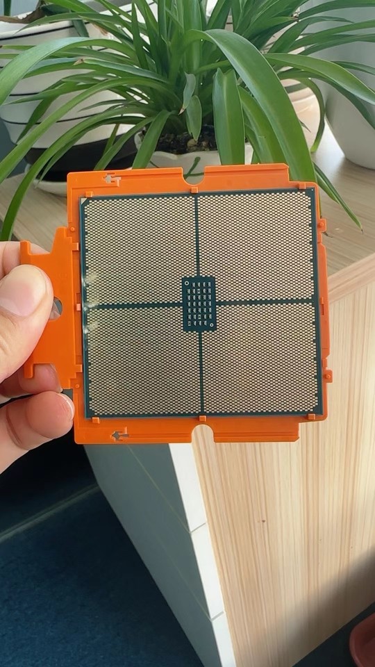 AMD EPYC 9J14 GENOA ZEN4 Processor ( 9654 oem)96 Cores 192 Threads ...