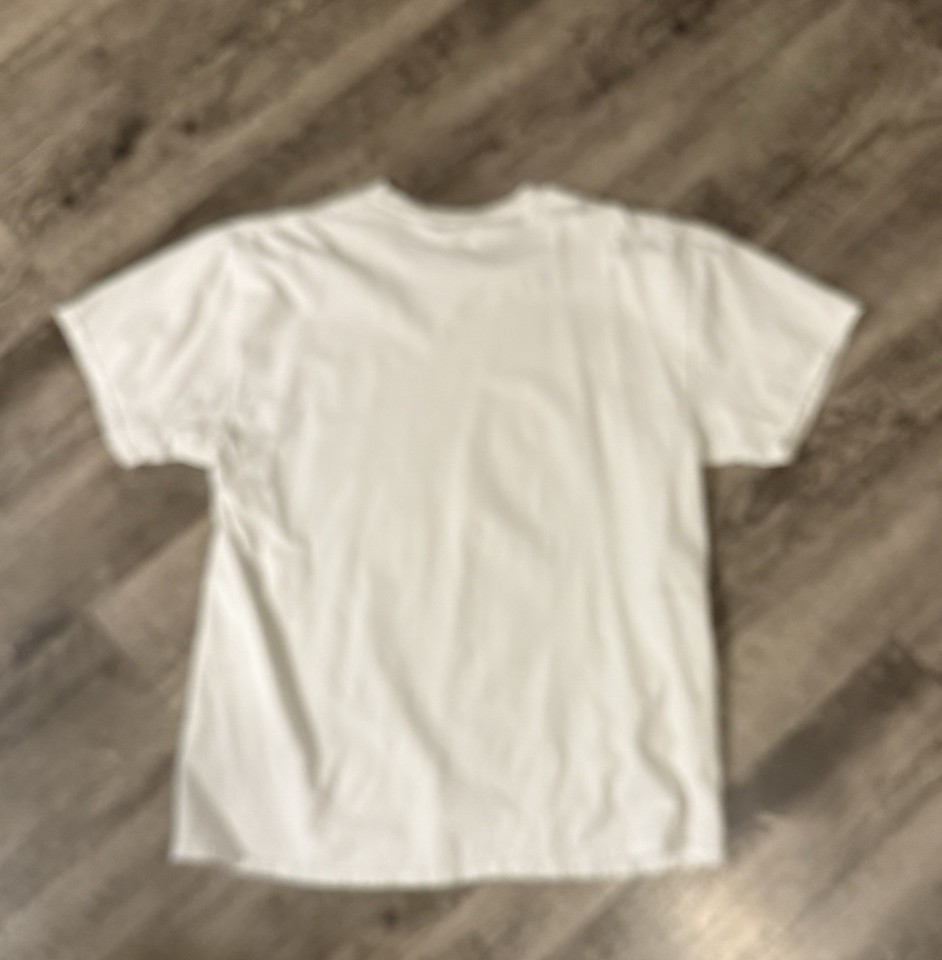 2016 Rihanna Anti Tour Merch T-shirt Adult XL | eBay