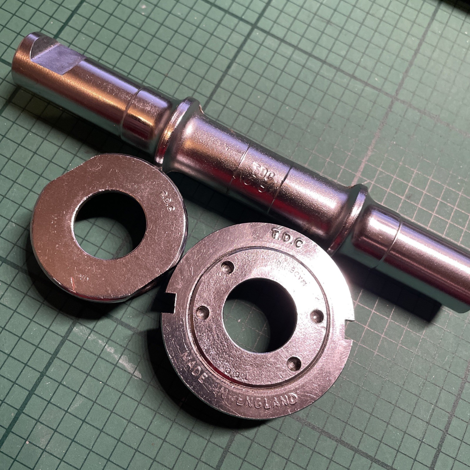 TDC No5 Bottom Bracket Set NEW for Moulton Series 1 & 2 Bicycles NOS ...