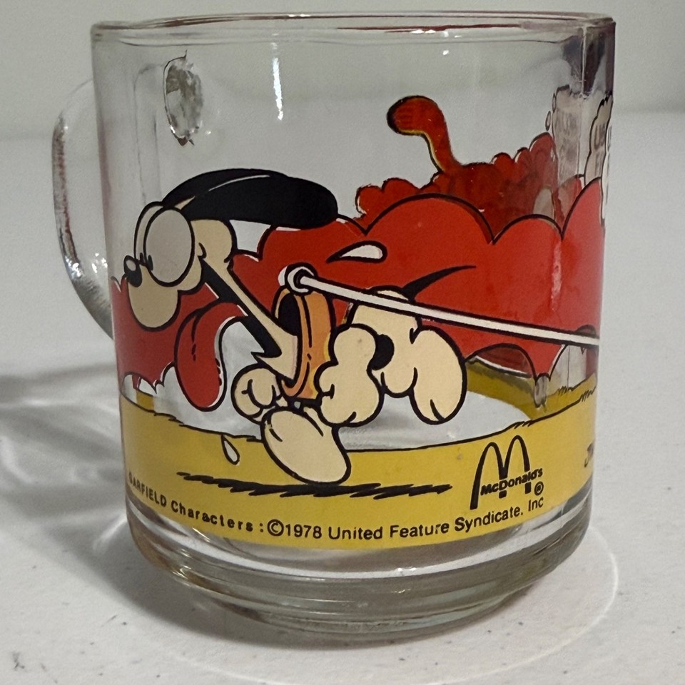 (2) VINTAGE COLLECTIBLE GARFIELD McDONALDS MUGS/GLASSES 1978 | eBay