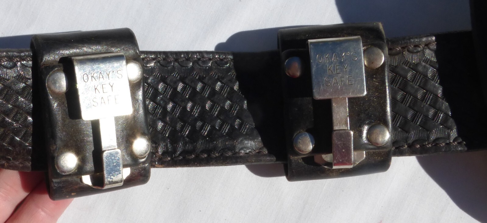 Bianchi B2C 40 Leather Sam Brown Belt Galls Handcuff Case Radio Case ...