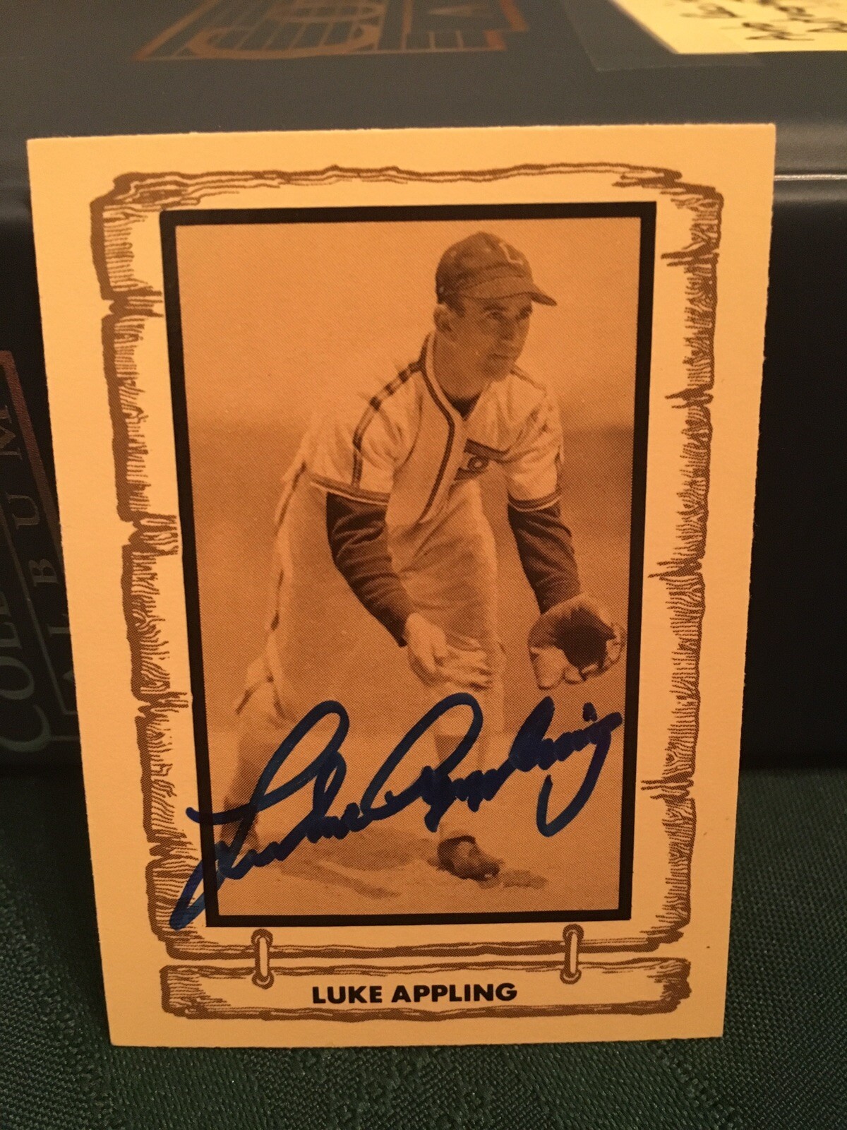 Luke Appling Autographed Baseball Card. Member Of The Baseball Hall of ...
