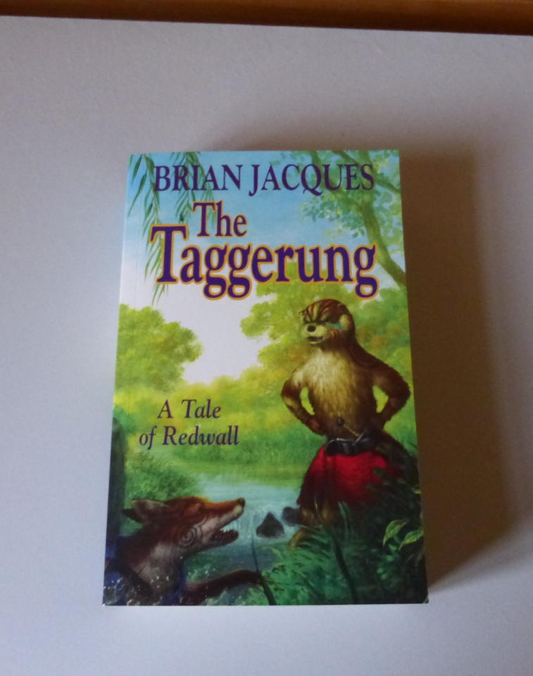 THE TAGGERUNG By Brian Jacques (Redwall) W.H. Smith Exclusive Paperback ...