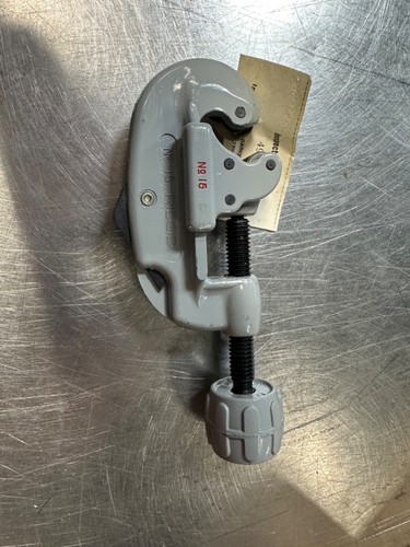 VINTAGE RIDGID # 15 SCREW FEED TUBING CUTTER 32920 USA MADE NEW OLD ...
