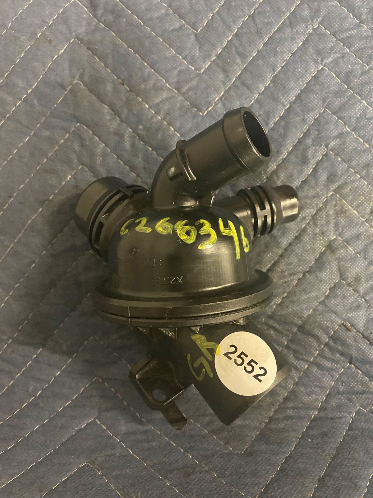 BMW 5 Series F10 Thermostat 7601159 11537601159 | eBay