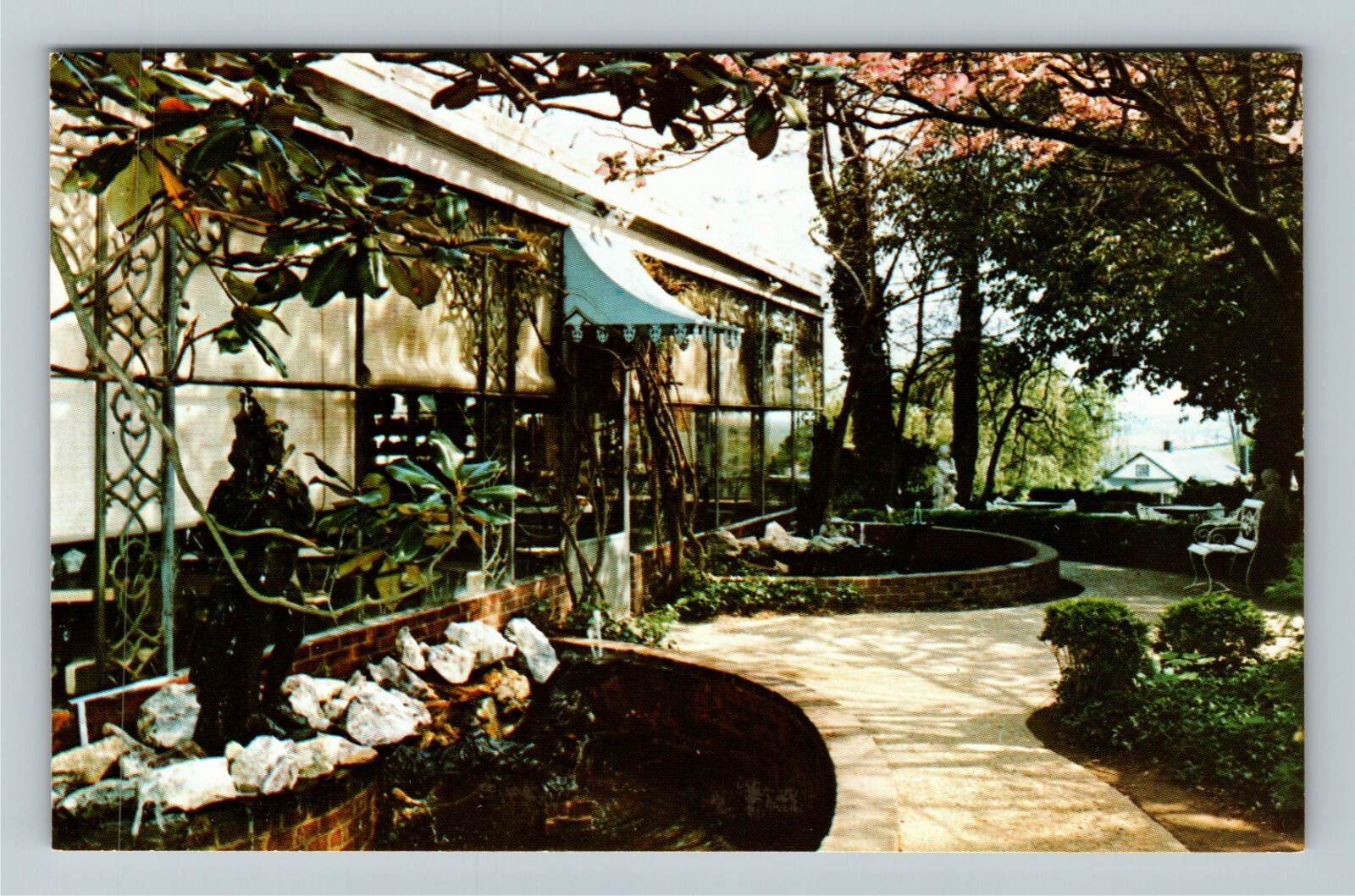 Anyone Else Here Remember the Peter Pan Inn in Urb... - Blogs & Forums