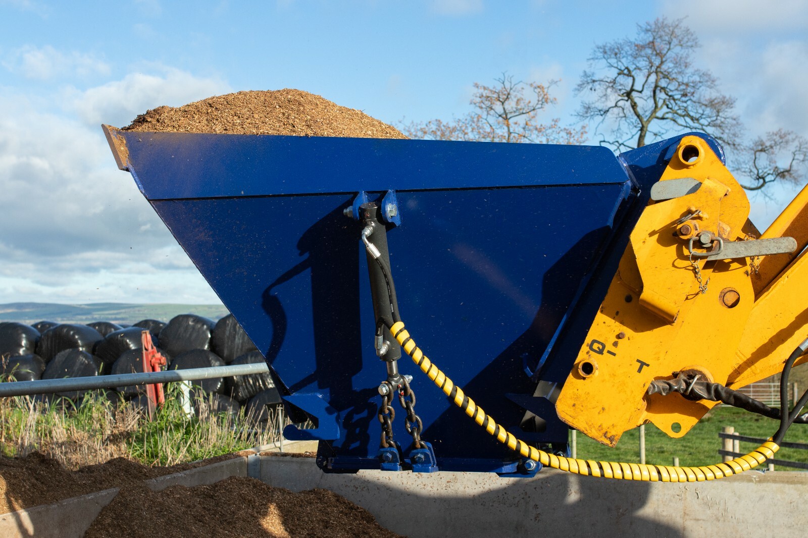 New telehandler bag filling bucket to fit JCB Q fit 0.9m3 | eBay UK