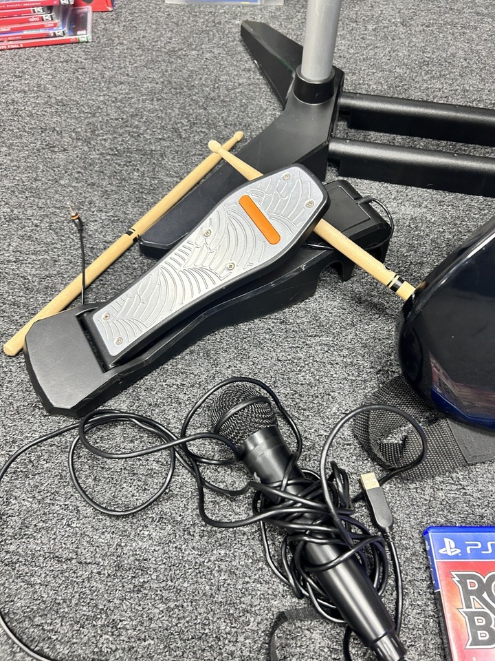 PS5 PS4 Complete TESTED Rock Band 4 Band Bundle Guitar Drums Drum Set ...