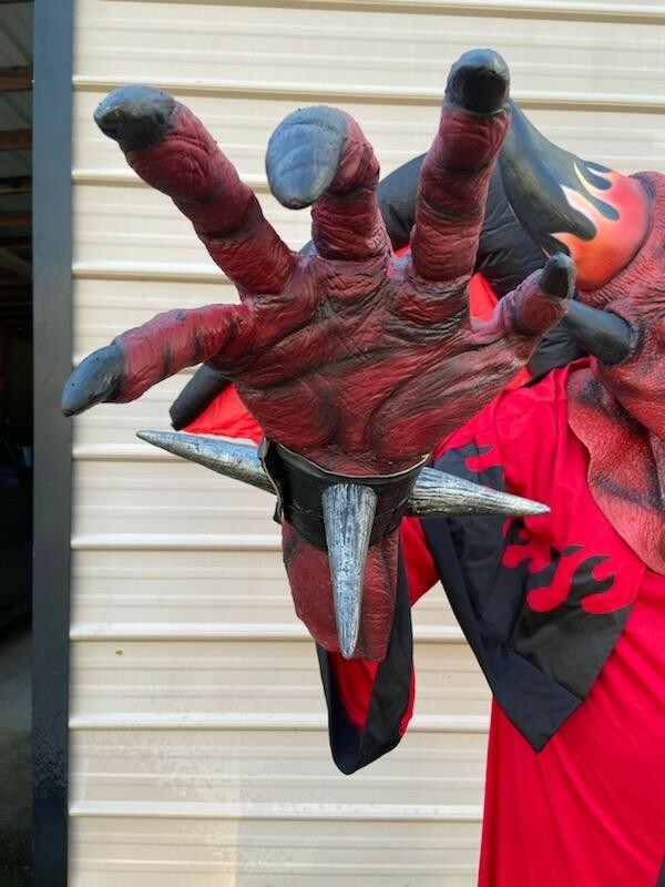 Dark Diablo Creature Reacher Halloween Costume. - Gem