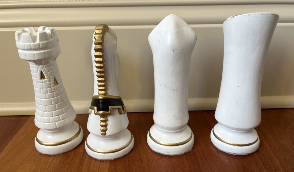 Duncan Mold Hand Painted Vintage Ceramic Medieval Chess Set 8" King ...