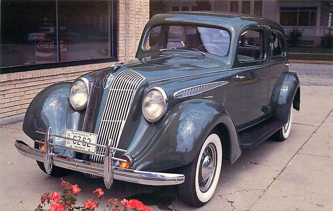 1936 Hupmobile Sedan