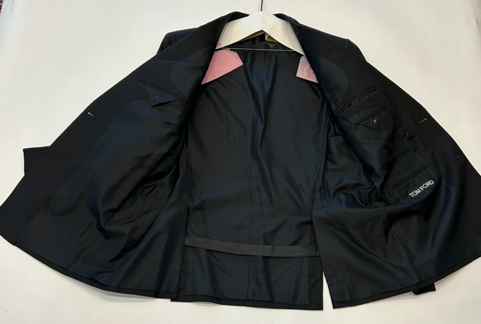 Tom Ford Blazer Men's 48R Black 100% Wool Notch Collared Long Sleeve ...