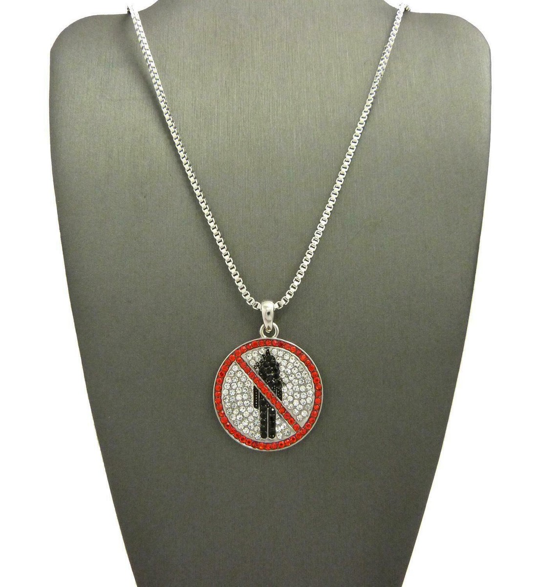 Travis Scott Chain With Horse ISSUE #46 – WINTER 2024/25: TRAVIS