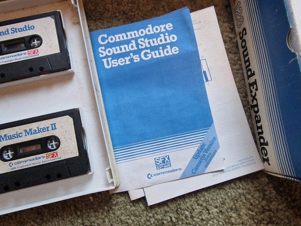 Commodore 64 128 c64 Music Expansion Pack Sound Expander Keyboard sound ...