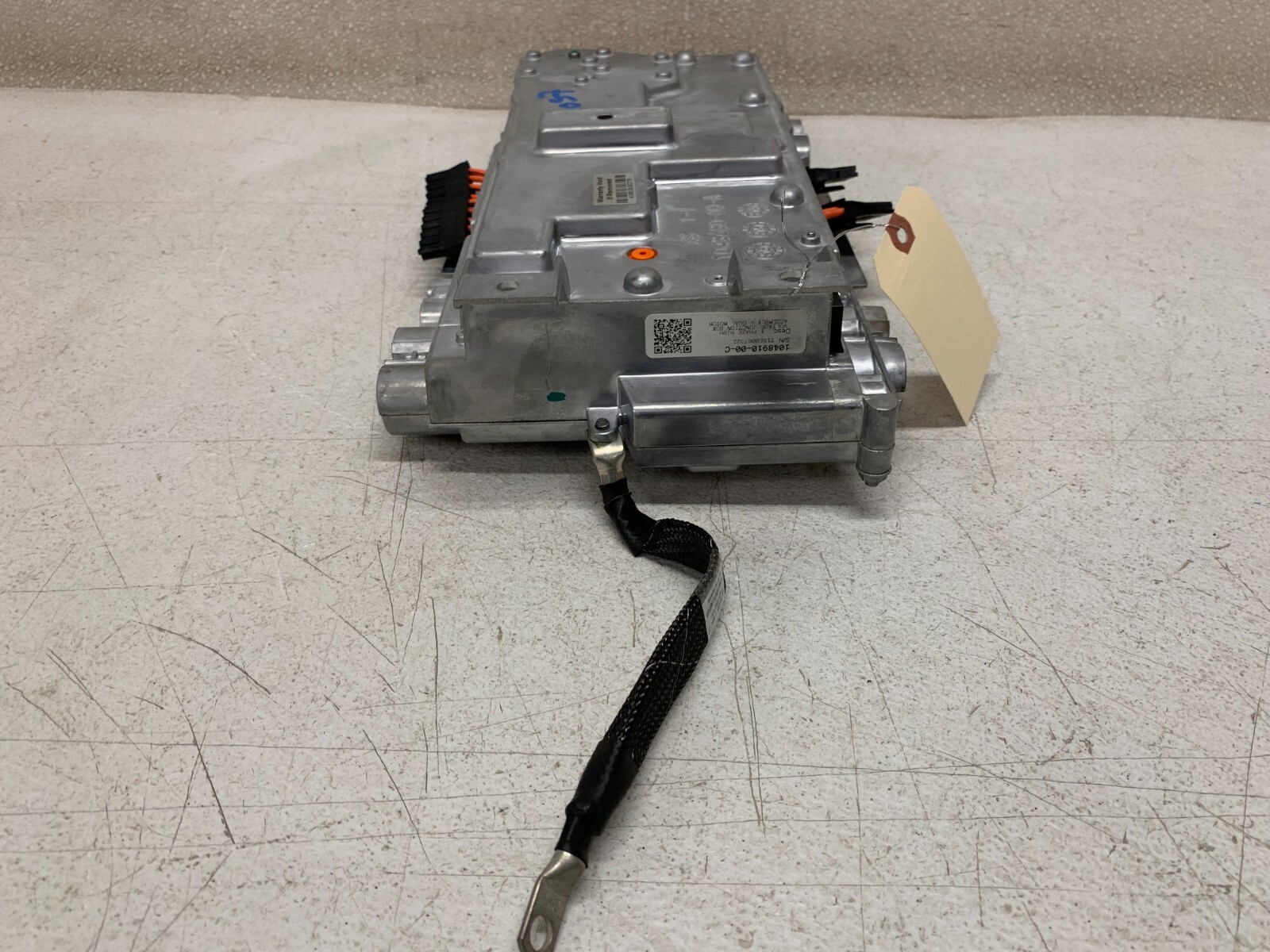 2012-2016 TESLA MODEL S REAR HIGH VOLTAGE JUNCTION FUSE BOX, OEM LOT333 ...