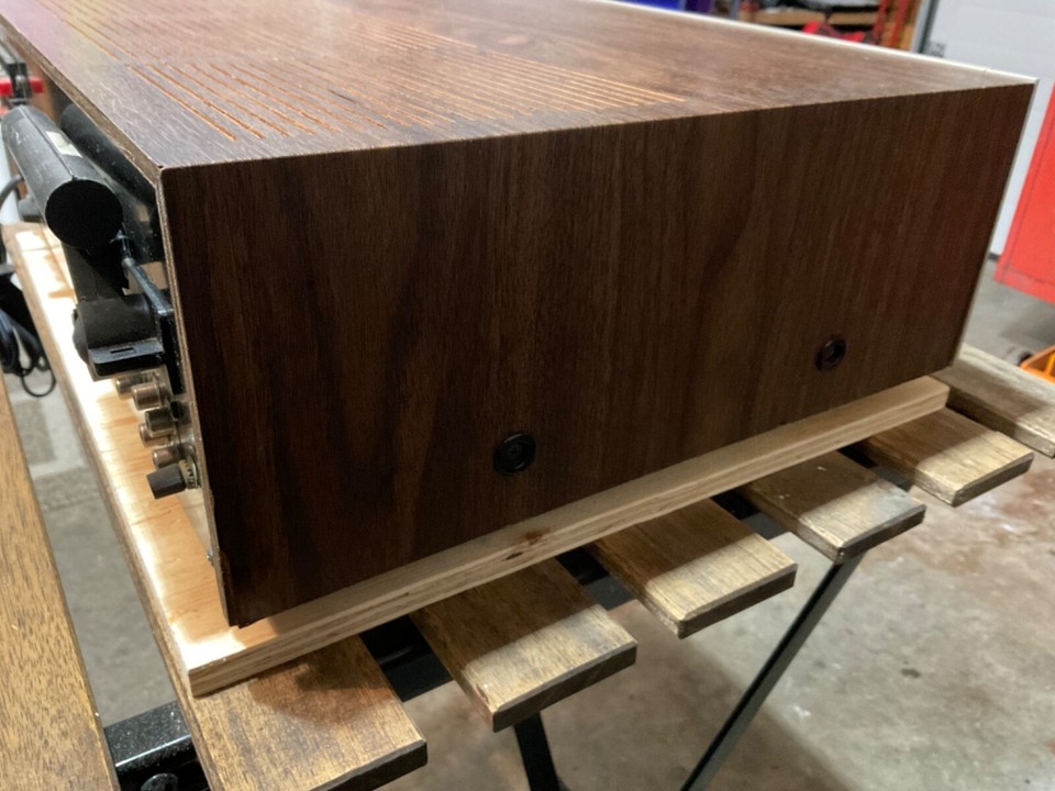 MARANTZ MR235 integrated amplifier with am/fm tuner, phono, 2 tape & 1 ...