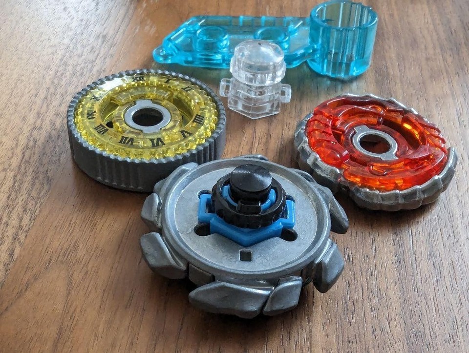 Beyblade Blitz Unicorno Nightmare Alex Basalt hologium blader set metal ...