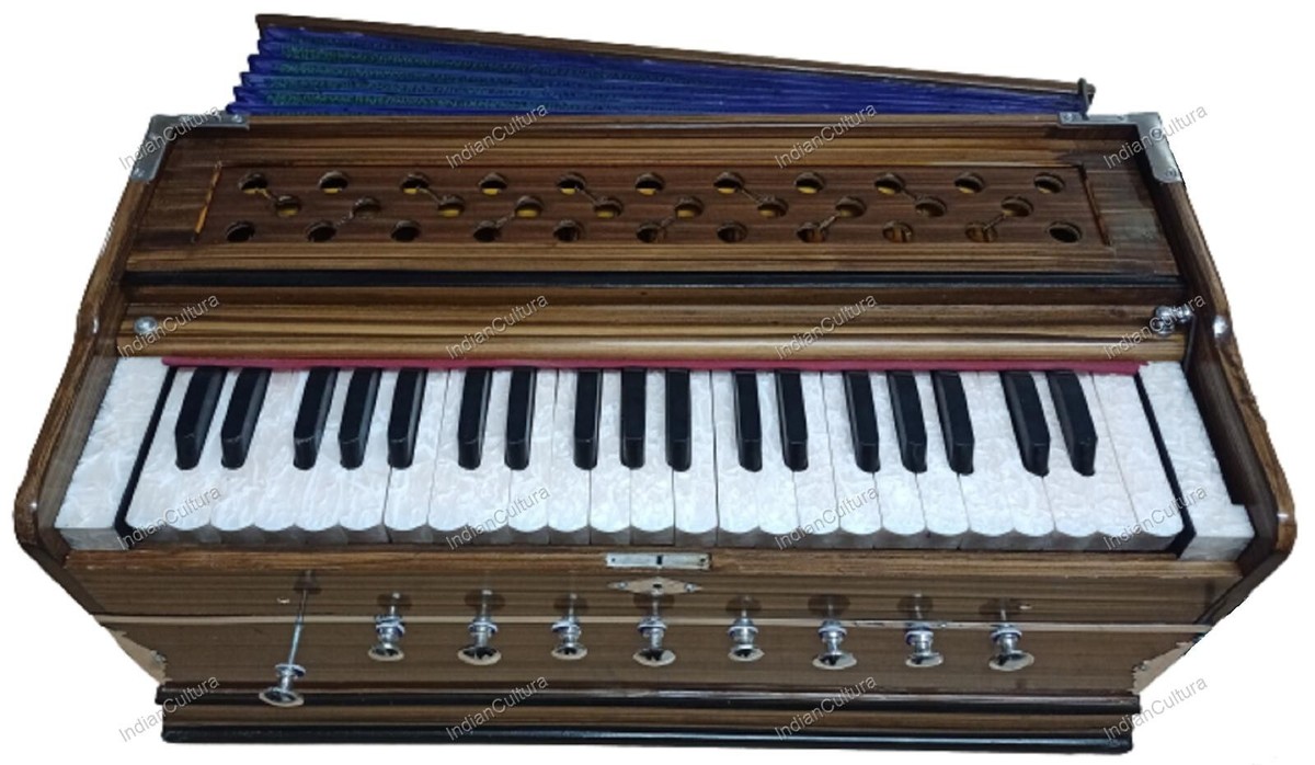 Indian Instruments Harmonium