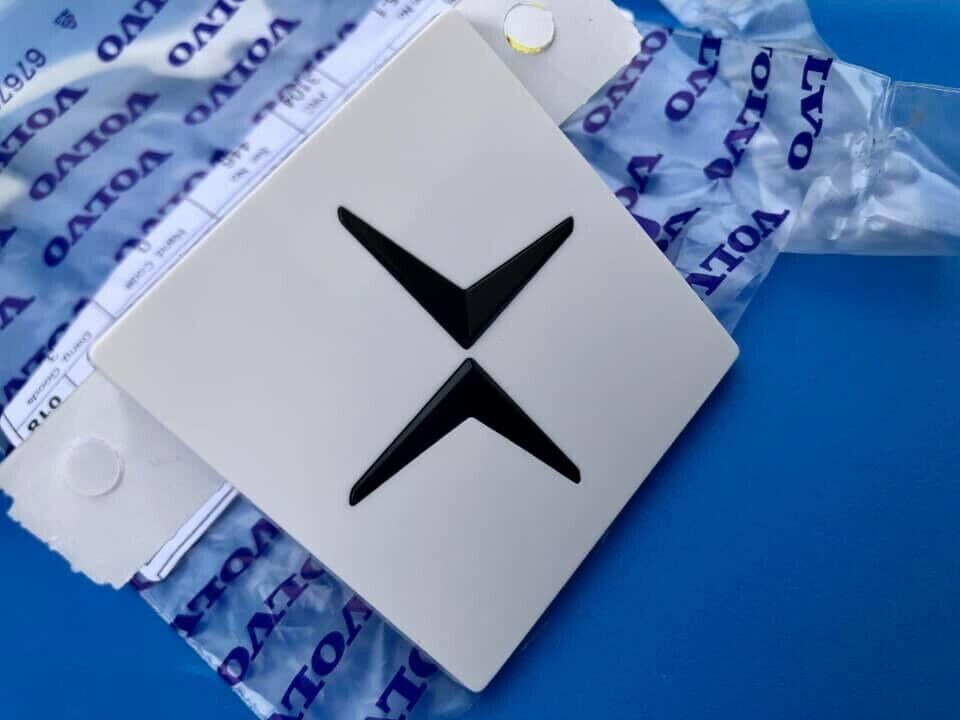 Volvo XC60 II POLESTAR OE Radiator Grill Emblem SET 32282799, 32282800 ...