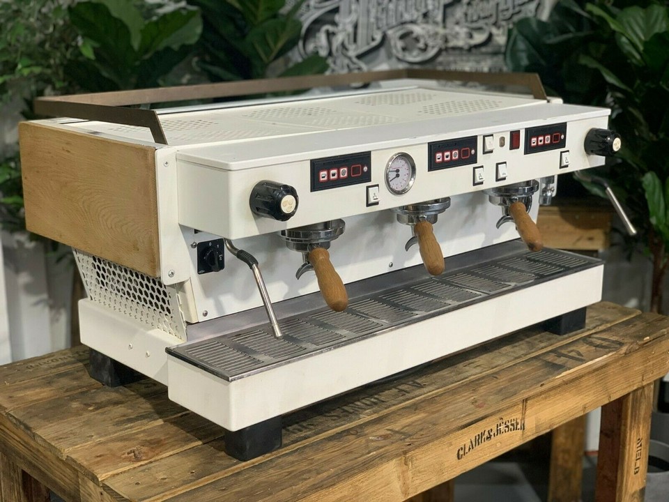 LA MARZOCCO LINEA CLASSIC 3 GROUP WHITE, WOOD & TIMBER HANDLES ESPRESSO ...