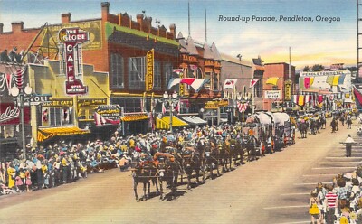 Pendleton Round-Up Parade Main St .Street Scene Pendleton, OR 1940's ...