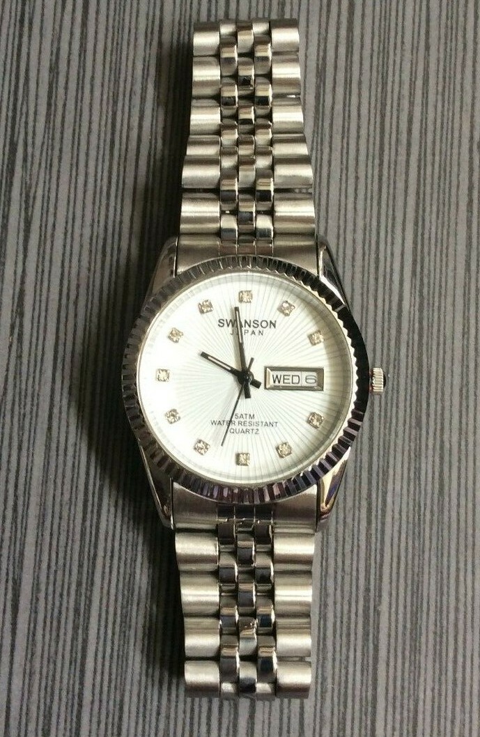 Swanson Two-tone Waterproof 5atm Mens Watch Day & Date Dial High ...